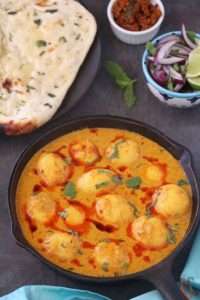 Tawa Aloo | Easy Potato Curry Recipe | Dahiwale Aloo recipe with video