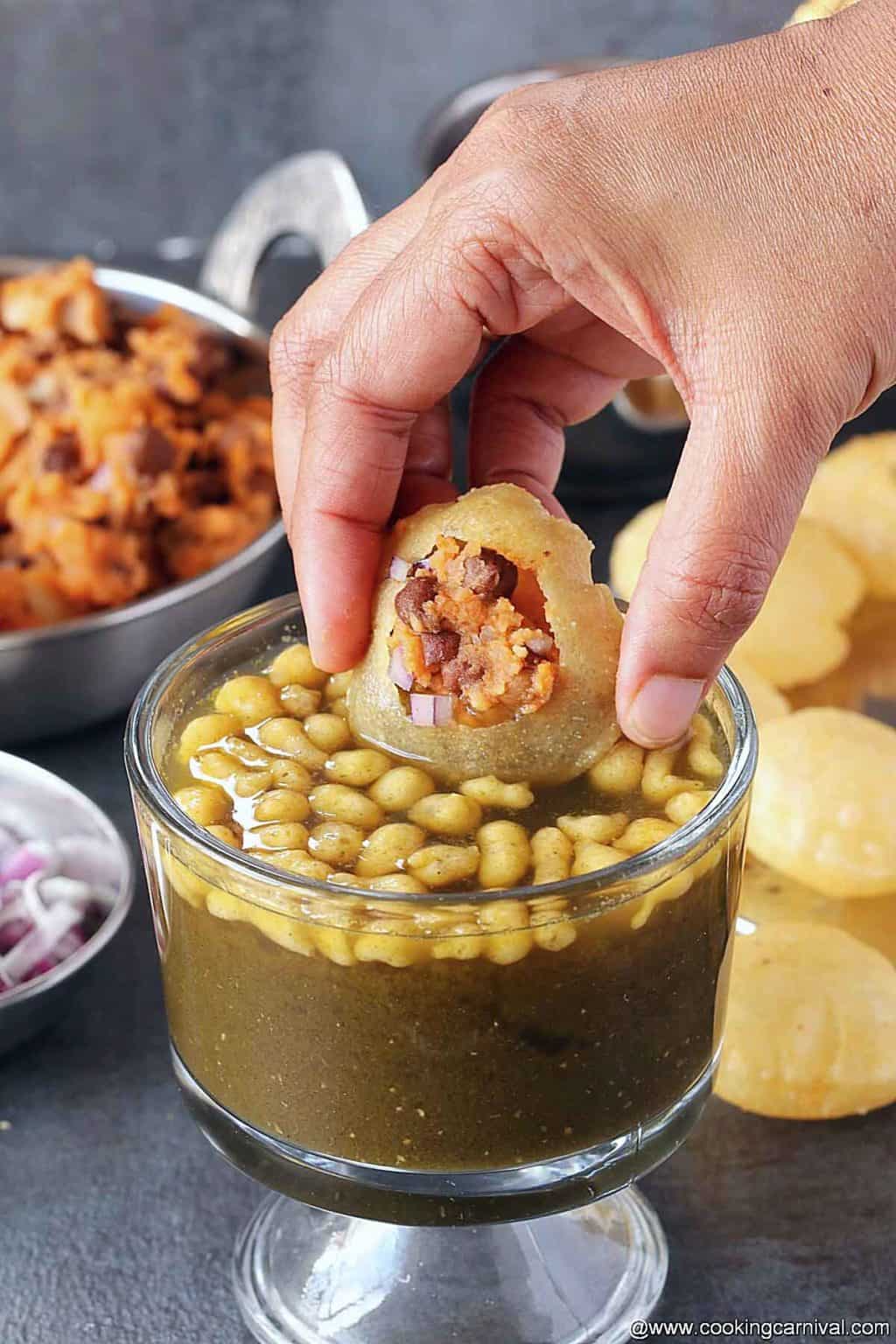 Pani Puri recipe with homemade Puri, pani, masala - Cooking Carnival